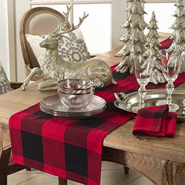 Gorgeous Buffalo Plaid Christmas Decor Ideas - The Homey Space