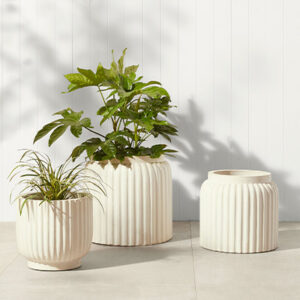 10 Allure White Planters For Your Home - The Homey Space